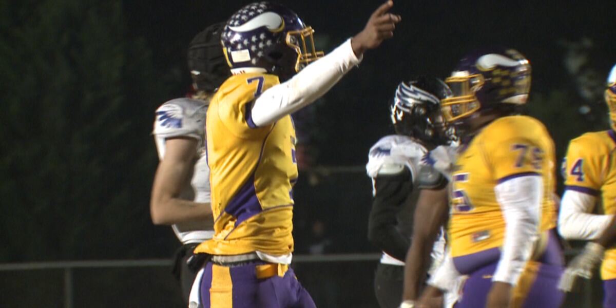 Northern Nash upsets 3A top seed Havelock, Tarboro holds off East ... Northern Nash upsets 3A top seed Havelock, Tarboro holds off East ...